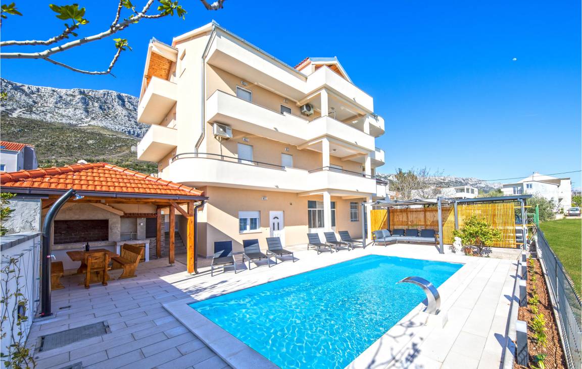 50 M² Apartment ∙ 2 Bedrooms ∙ 4 Guests - Split