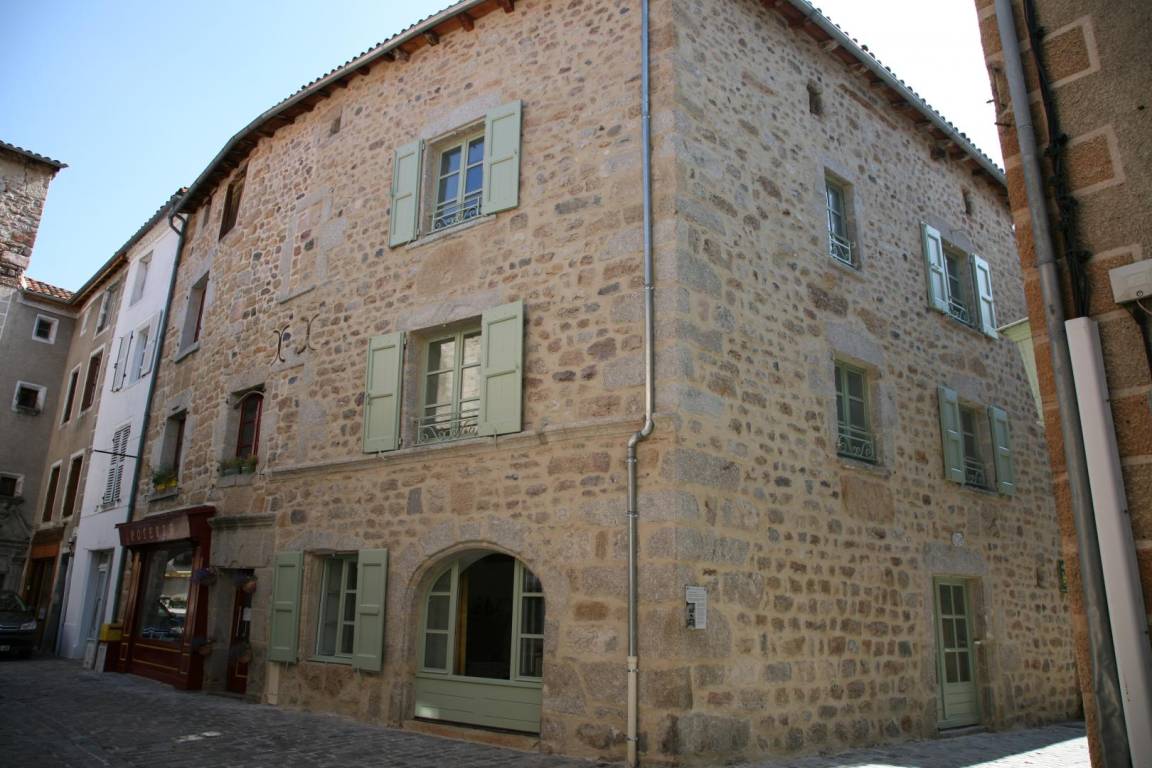 130 M² Gîte ∙ 4 Chambres ∙ 8 Personnes - Languedoc-Roussillon
