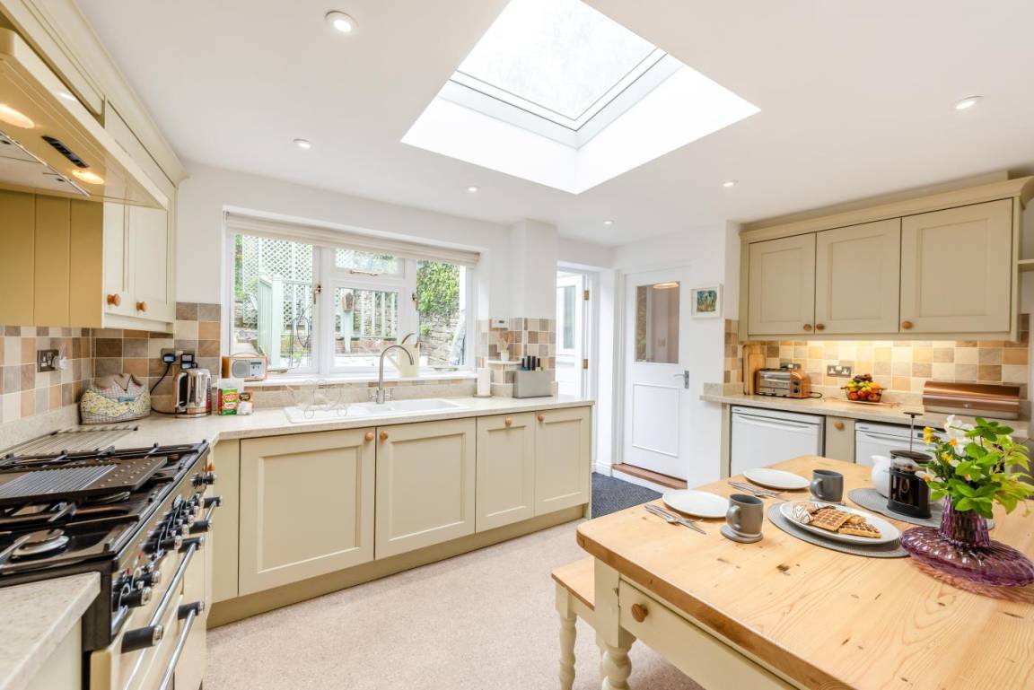 Cottage ∙ 2 Bedrooms ∙ 4 Guests - Appledore