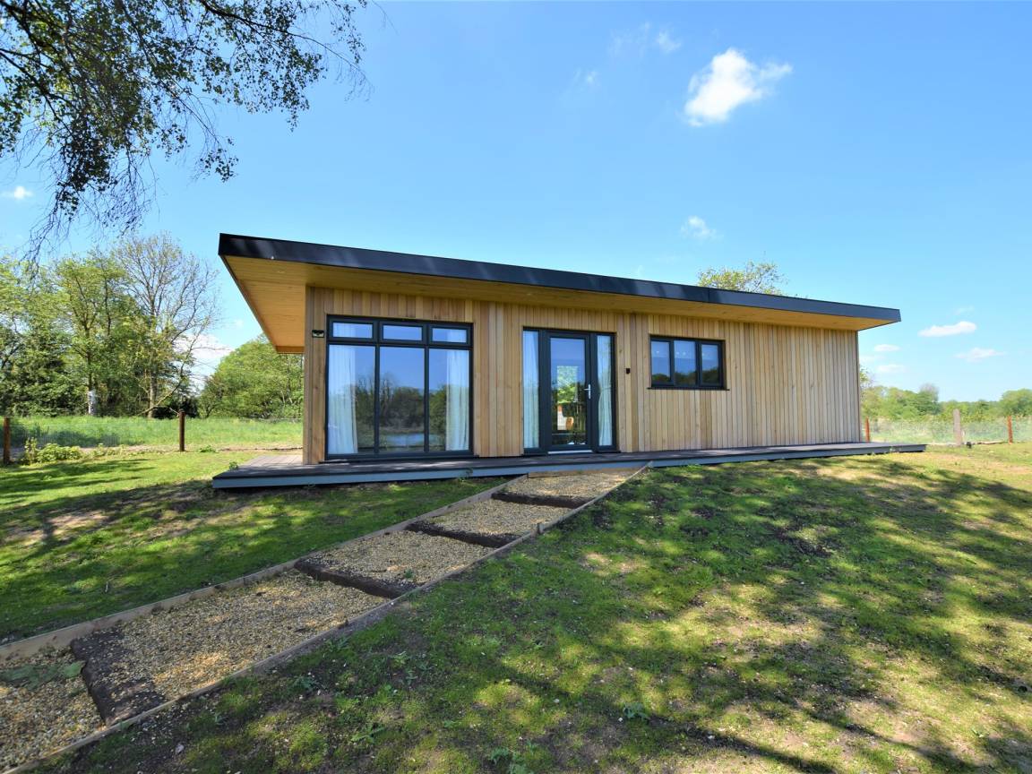 Cottage ∙ 2 Bedrooms ∙ 4 Guests - Suffolk