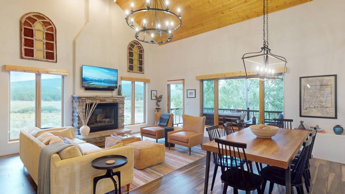 140 M² House ∙ 3 Bedrooms ∙ 6 Guests - Angel Fire, NM