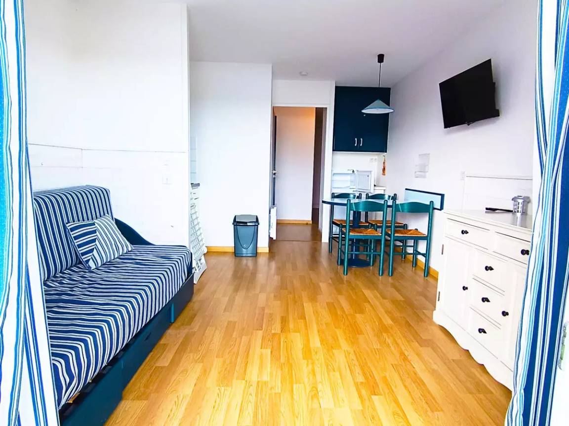 36 M² Huoneisto ∙ 1 Makuuhuone ∙ 4 Vierasta - Soustons