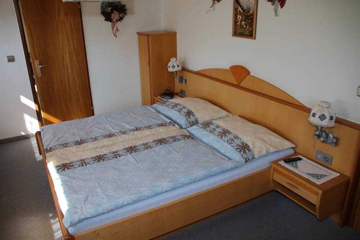 30 M² Hotel ∙ 2 Bedrooms ∙ 4 Guests - Mariapfarr