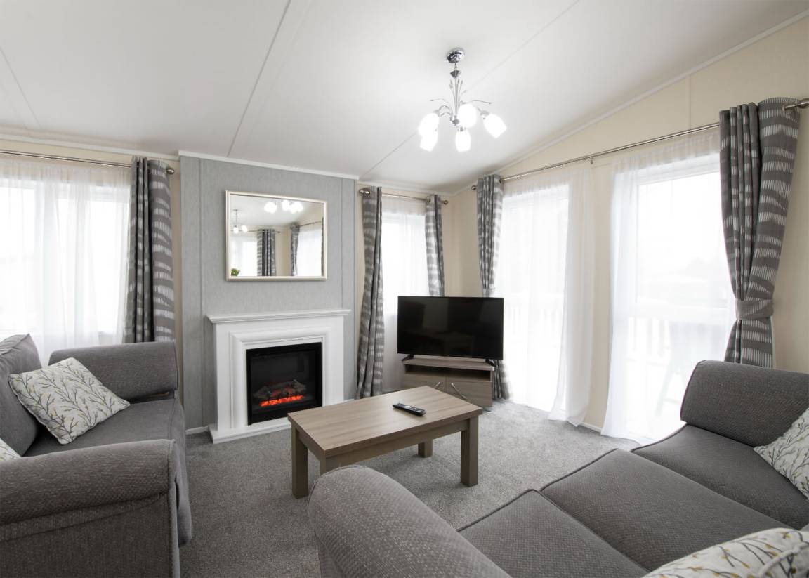 Chalet ∙ 4 Bedrooms ∙ 8 Guests - Llansteffan