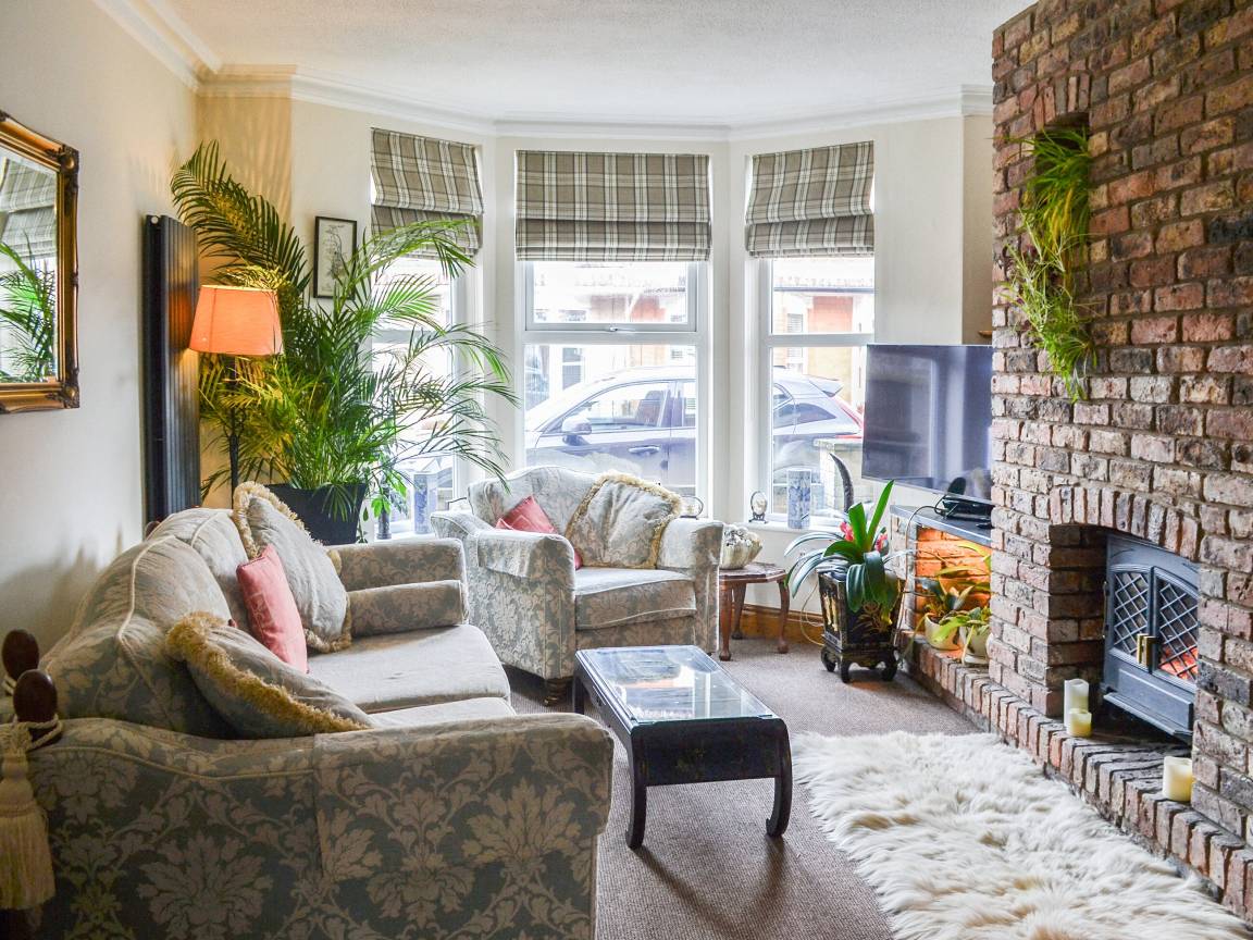 Cottage ∙ 3 Bedrooms ∙ 7 Guests - Sutton on Sea
