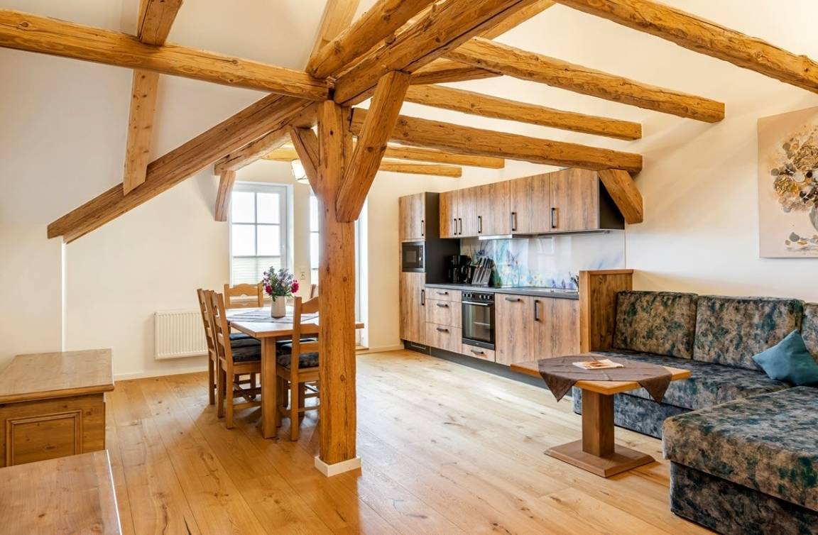 72 M² Ferienwohnung ∙ 2 Schlafzimmer ∙ 5 Gäste - Rudolstadt