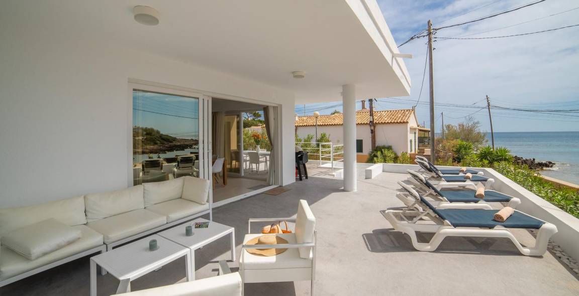 234 M² Apartment ∙ 3 Bedrooms ∙ 6 Guests - Cala Mesquida