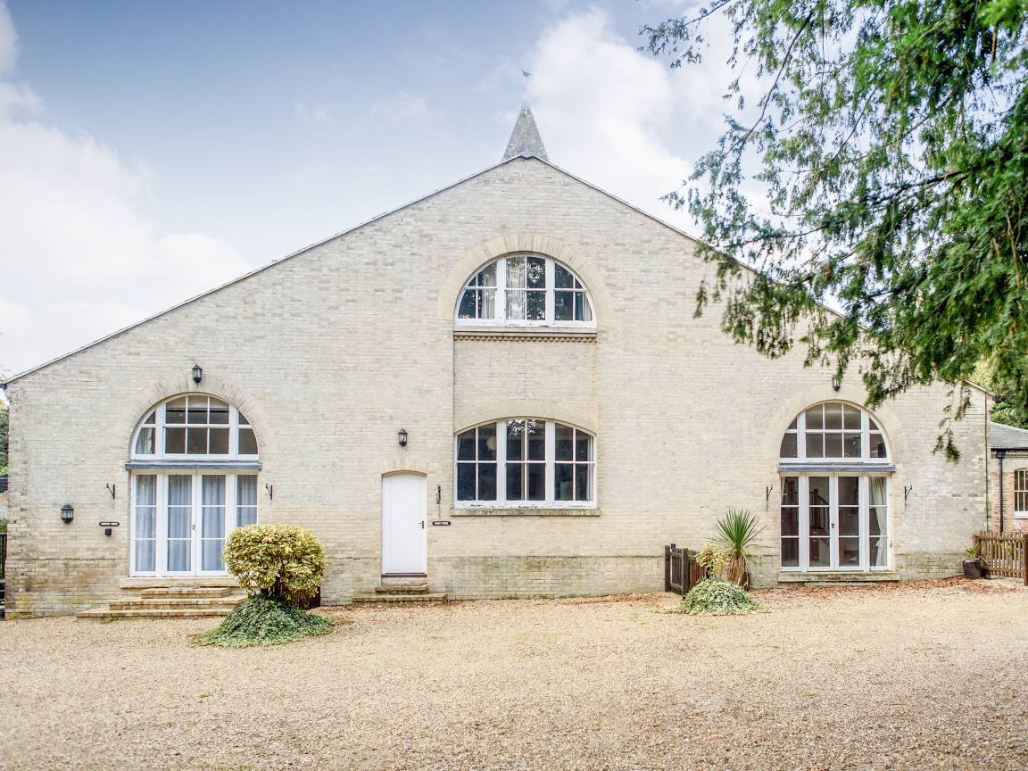 Cottage ∙ 3 Bedrooms ∙ 7 Guests - Stowmarket