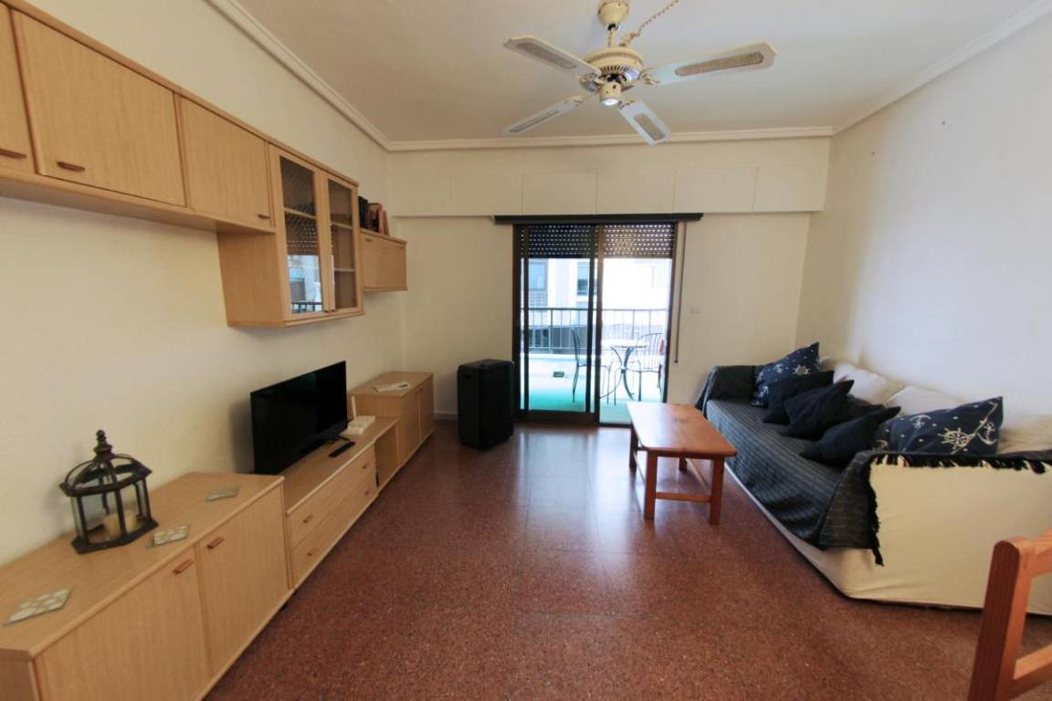 95 M² Apartamento ∙ 3 Habitaciones ∙ 6 Huéspedes - Torrevieja