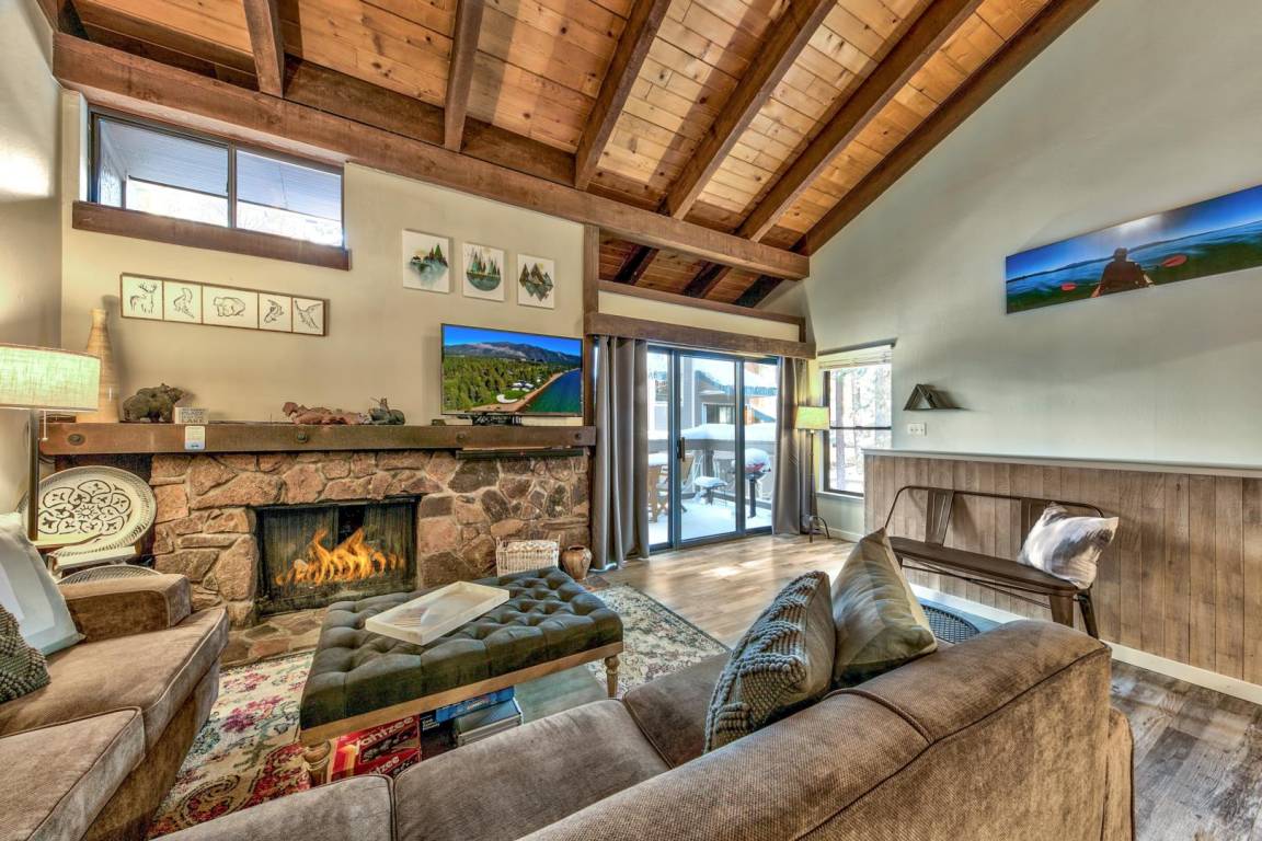 105 M² House ∙ 1 Bedroom ∙ 4 Guests - South Lake Tahoe, CA