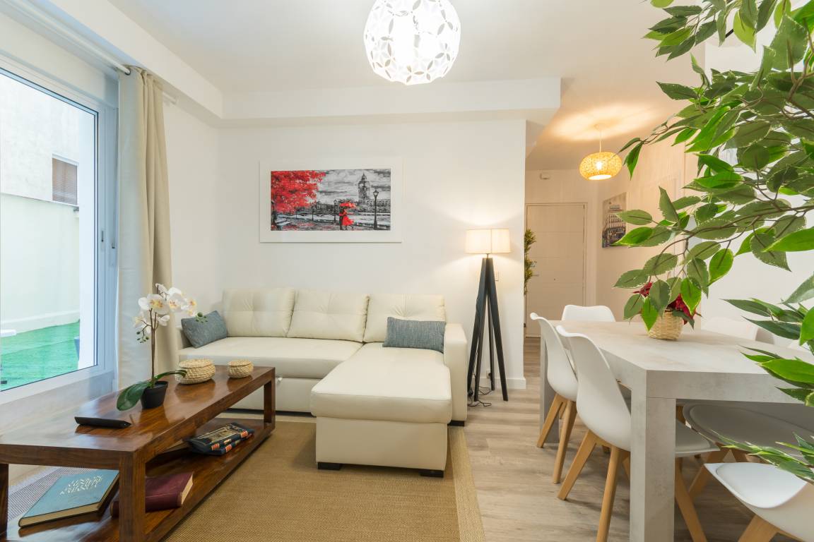 70 M² Appartamento Vacanza ∙ 3 Camere Da Letto ∙ 8 Ospiti - Getafe