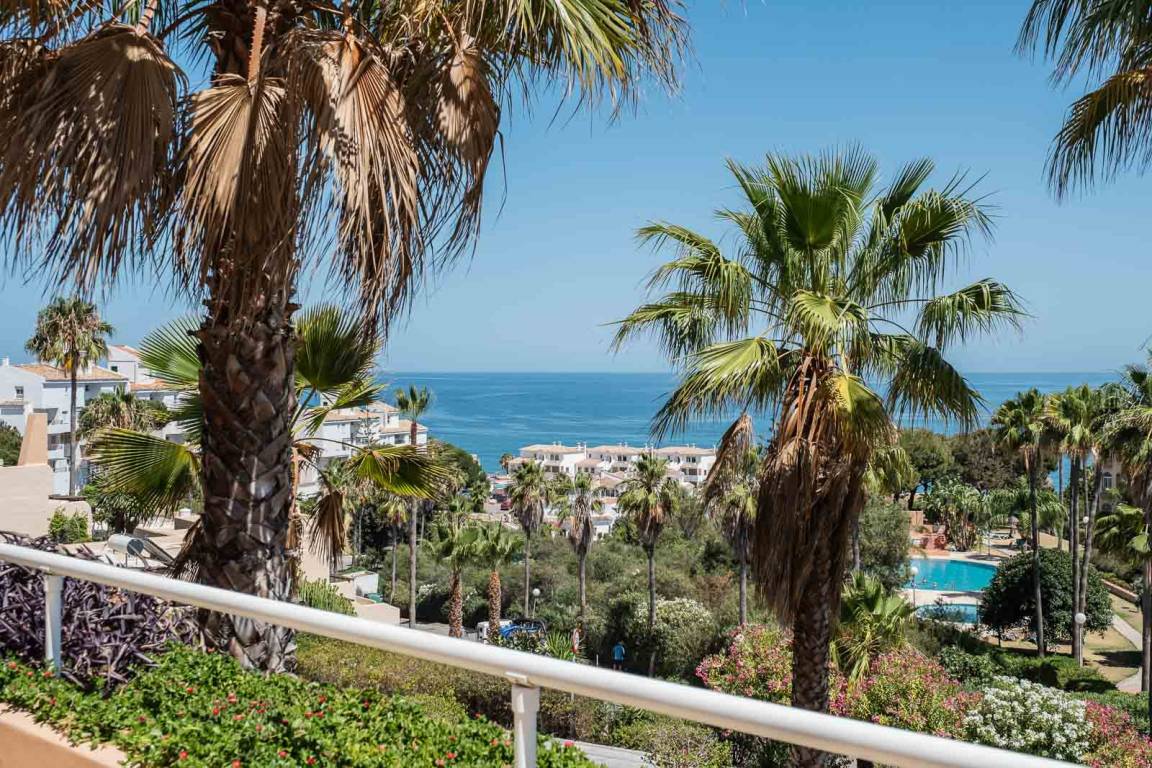 93 M² Apartment ∙ 2 Bedrooms ∙ 6 Guests - Fuengirola
