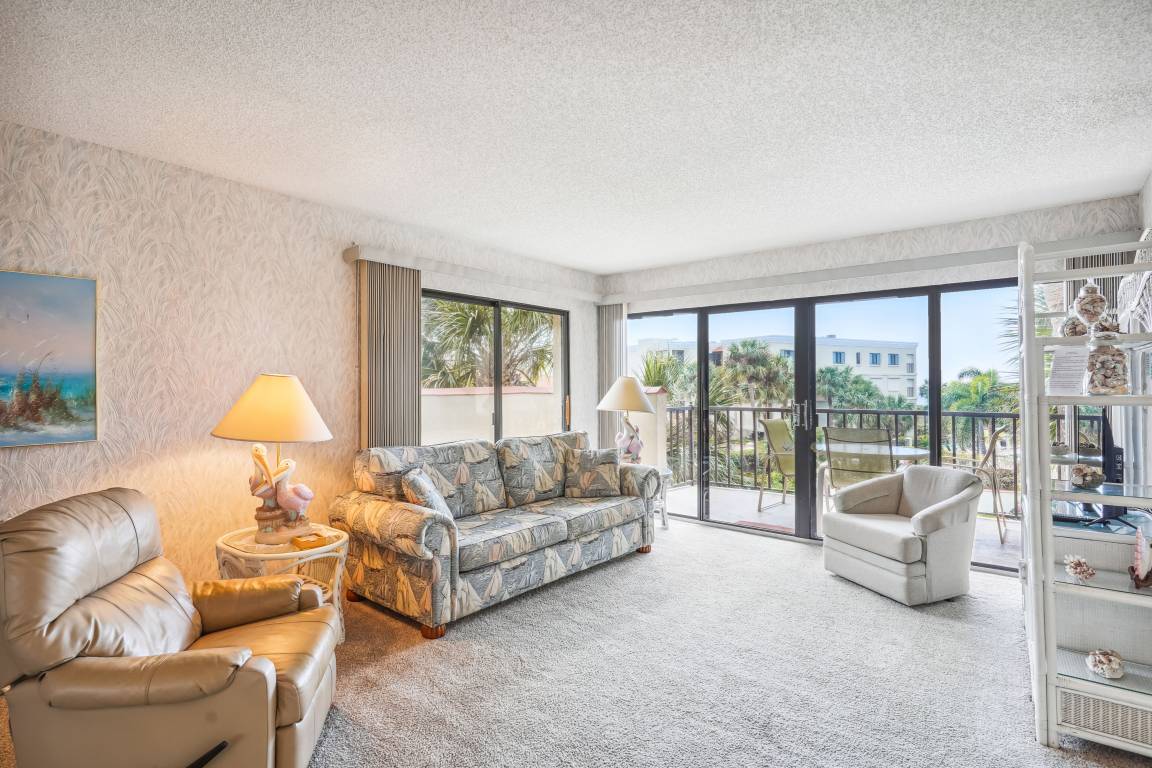 102 M² Condo ∙ 2 Bedrooms ∙ 6 Guests - Treasure Island, FL