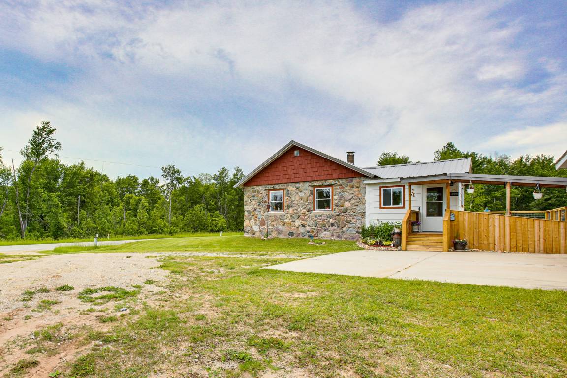89 M² Cottage ∙ 2 Bedrooms ∙ 4 Guests - Michigan
