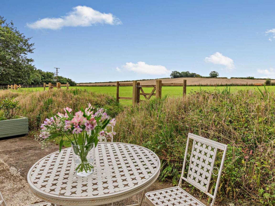 Cottage ∙ 2 Bedrooms ∙ 4 Guests - North Devon District