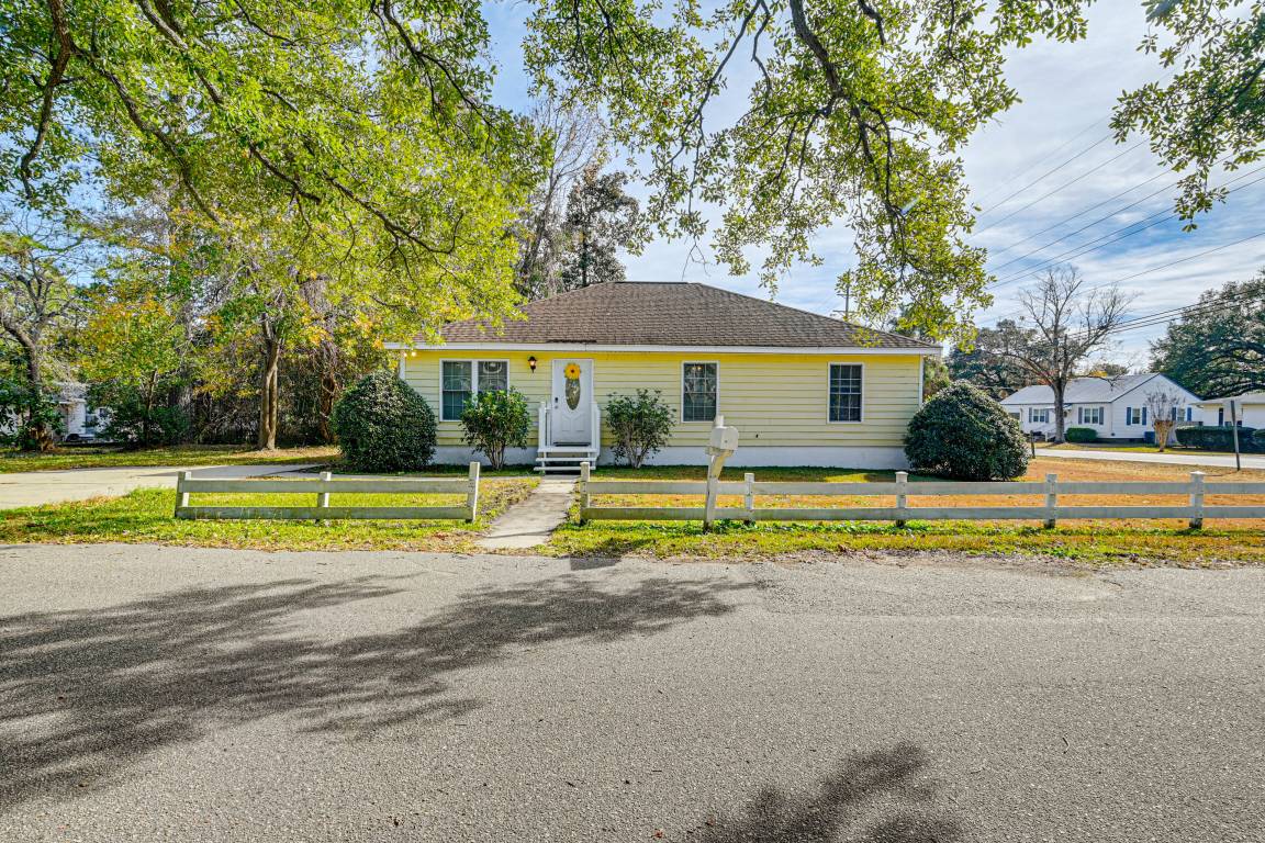 111 M² House ∙ 3 Bedrooms ∙ 8 Guests - Conway, SC