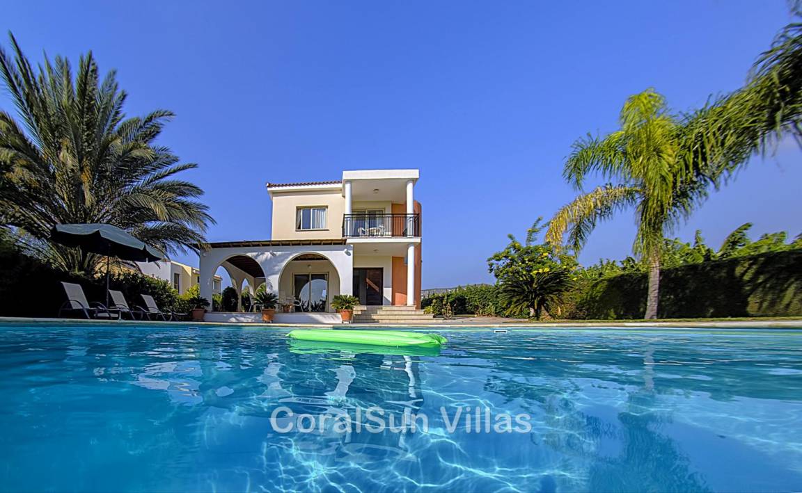 170 M² Villa ∙ 3 Chambres ∙ 7 Personnes - Paphos