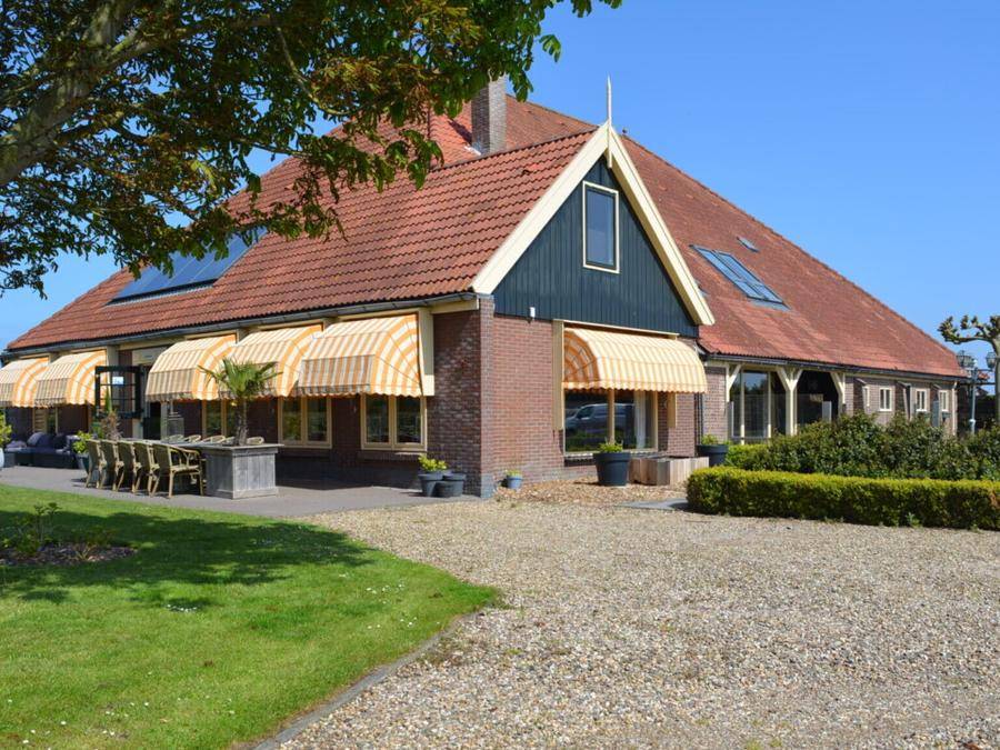 25 M² Tent ∙ 2 Bedrooms ∙ 4 Guests - Texel