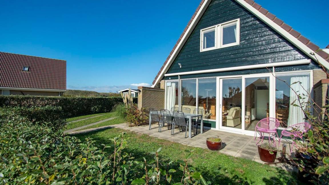 70 M² House ∙ 3 Bedrooms ∙ 5 Guests - Julianadorp