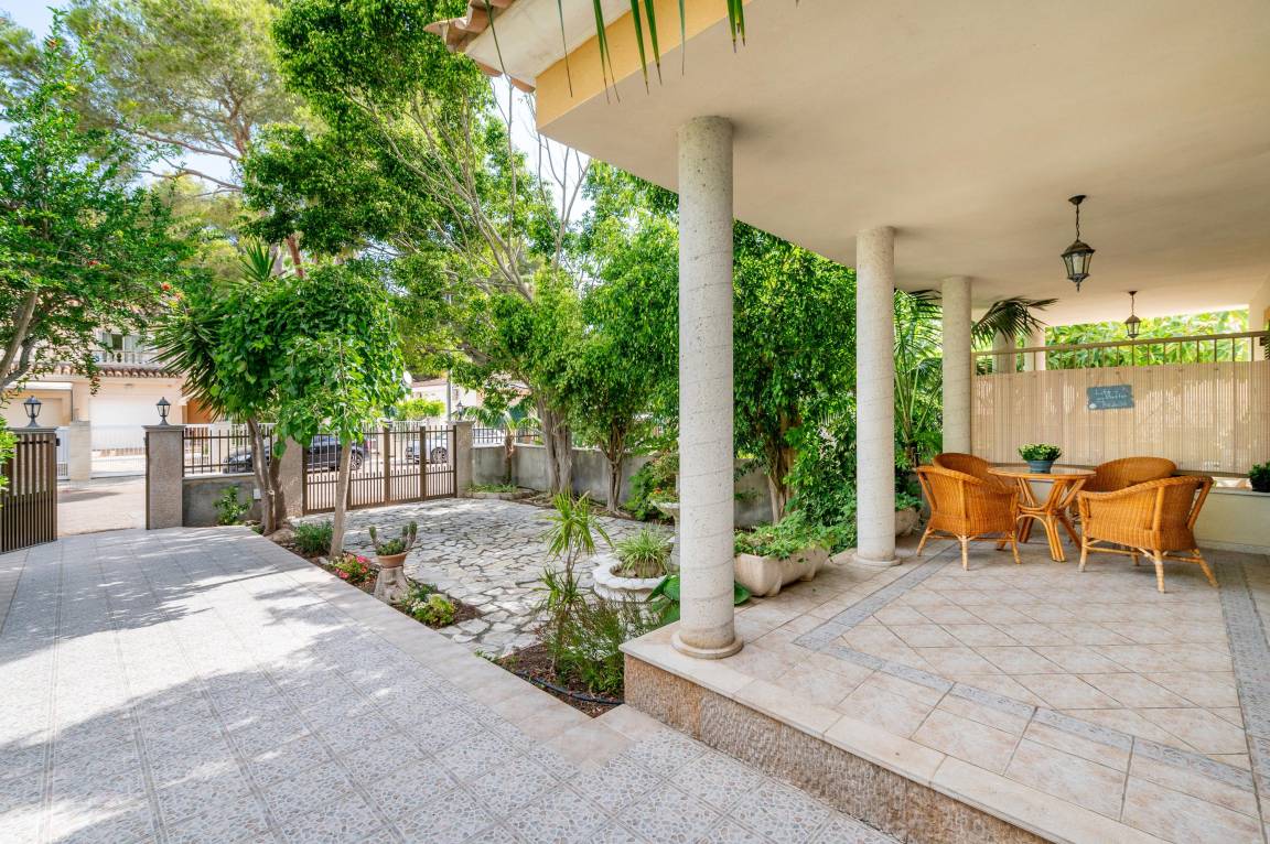 240 M² Chalet ∙ 4 Habitaciones ∙ 8 Huéspedes - Alcudia