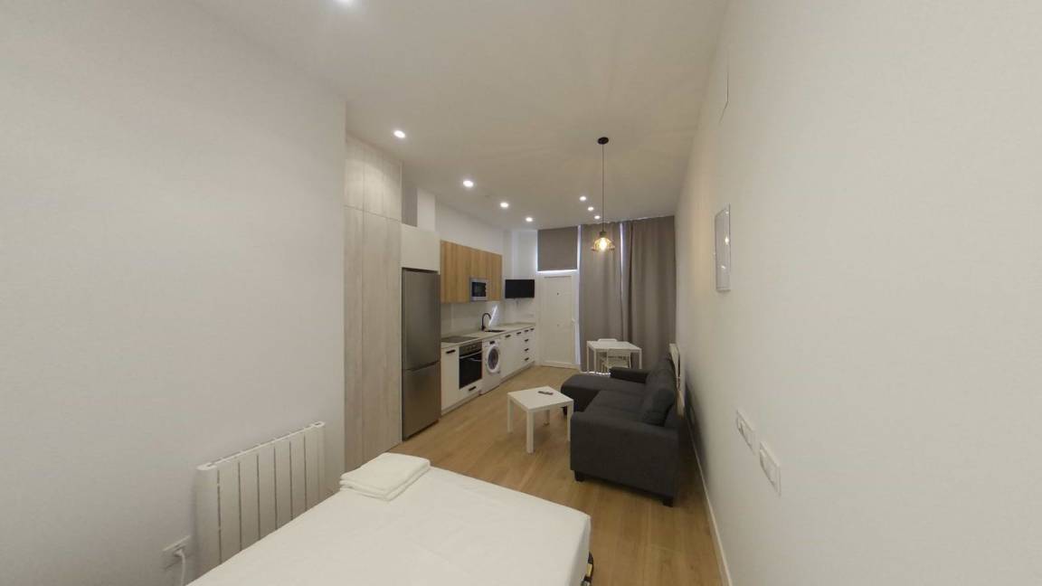 40 M² Casa ∙ 2 Huéspedes - Madrid