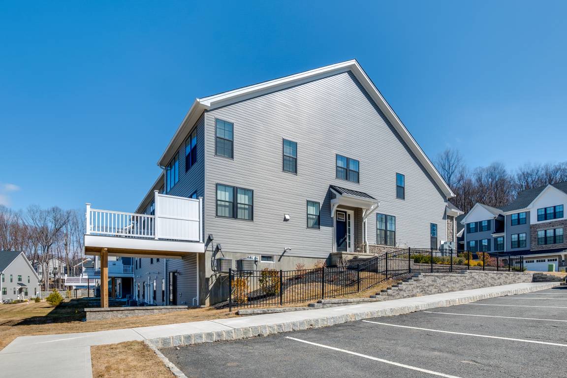278 M² Apartment ∙ 3 Bedrooms ∙ 5 Guests - Morristown, NJ
