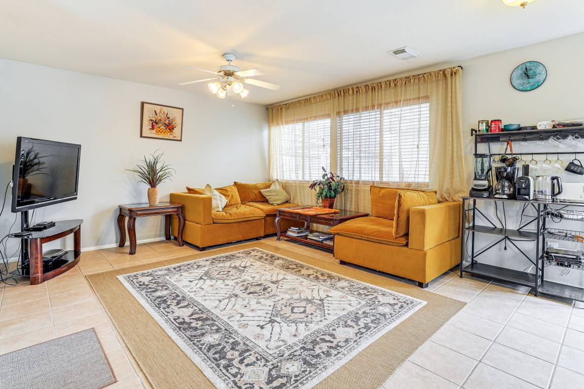 124 M² House ∙ 3 Bedrooms ∙ 6 Guests - Katy, TX