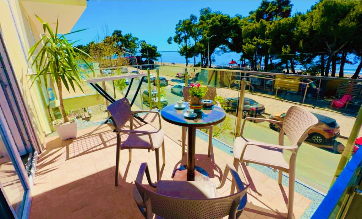 60 M² Apartment ∙ 2 Bedrooms ∙ 6 Guests - Shëngjin