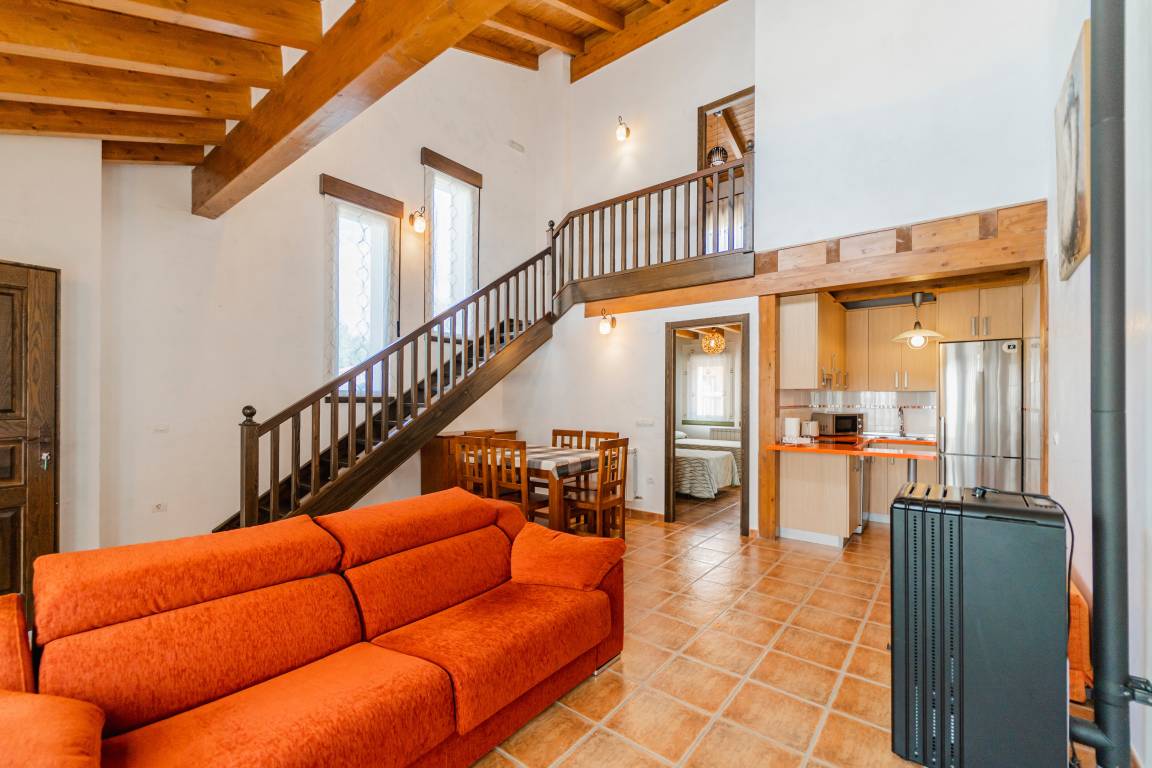 87 M² Casa ∙ 2 Habitaciones ∙ 7 Huéspedes - San Leonardo de Yagüe