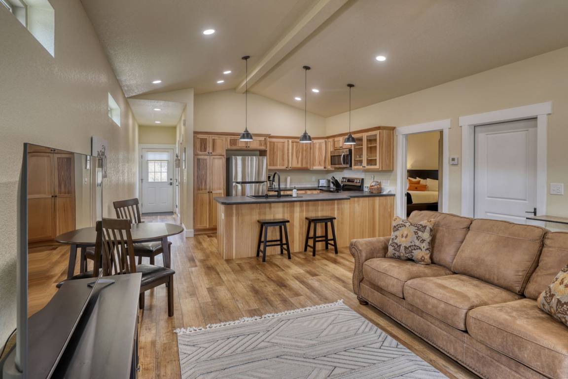 111 M² Apartment ∙ 1 Bedroom ∙ 3 Guests - Keystone, SD