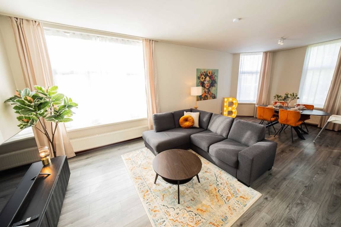 65 M² Apartment ∙ 2 Bedrooms ∙ 4 Guests - Rotterdam