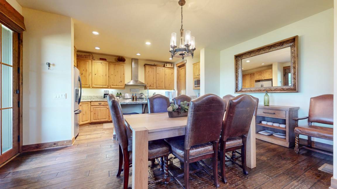 257 M² Condo ∙ 4 Bedrooms ∙ 10 Guests - Mammoth Lakes, CA