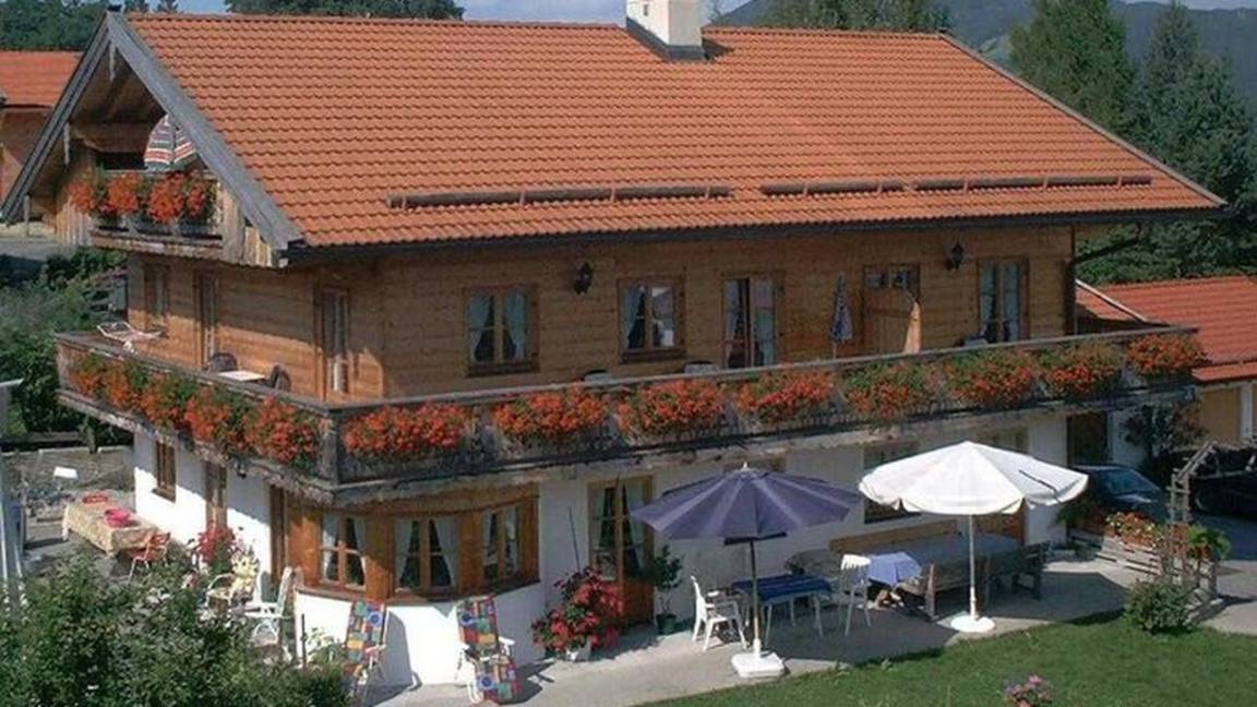 60 M² Apartment ∙ 2 Bedrooms ∙ 4 Guests - Tegernsee