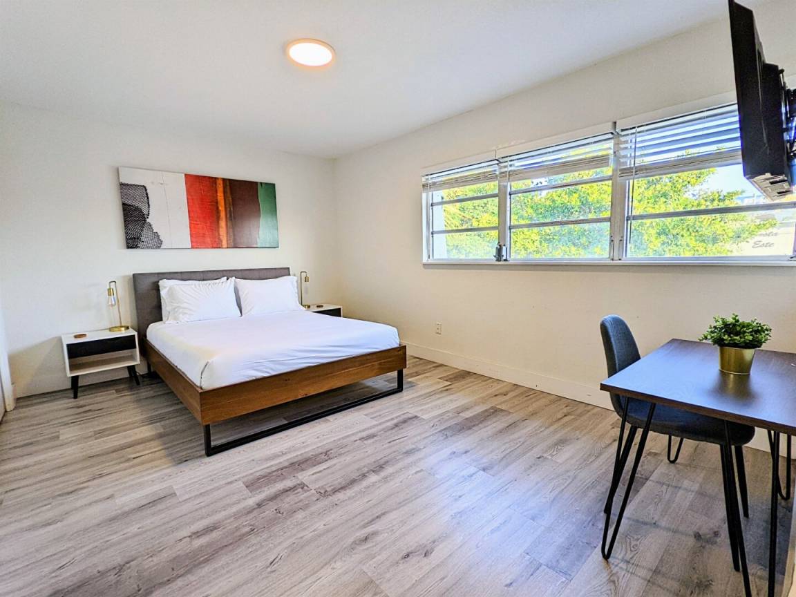 56 M² Apartment ∙ 1 Bedroom ∙ 5 Guests - Deerfield Beach, FL