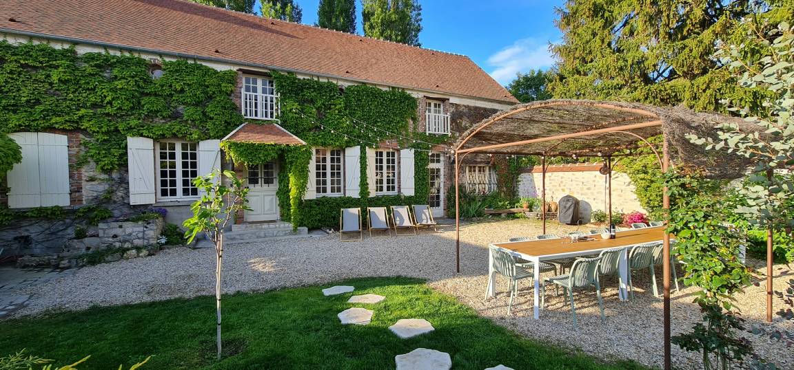 220 M² Maison De Vacances ∙ 6 Chambres ∙ 15 Personnes - Île-de-France