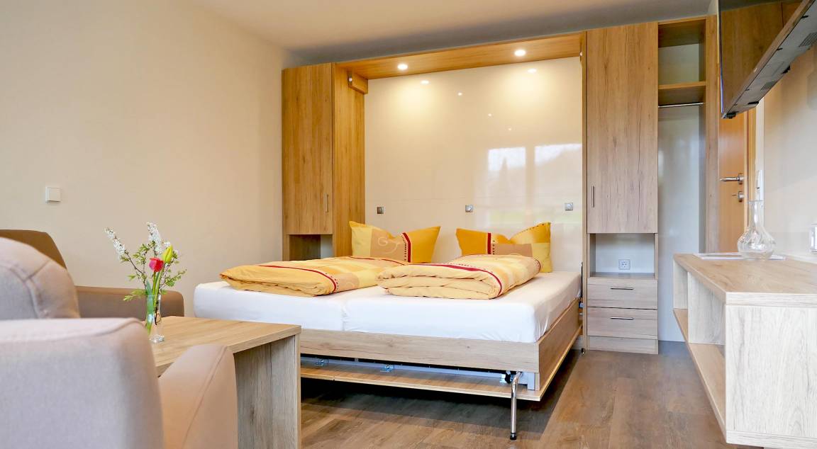 38 M² Ferienwohnung ∙ 1 Schlafzimmer ∙ 2 Gäste - Bad Peterstal-Griesbach
