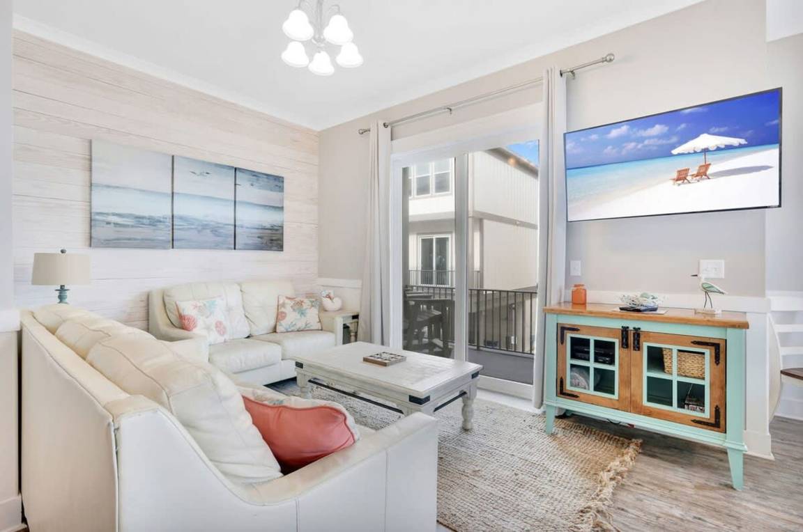 House ∙ 2 Bedrooms ∙ 10 Guests - Gulf Shores, AL