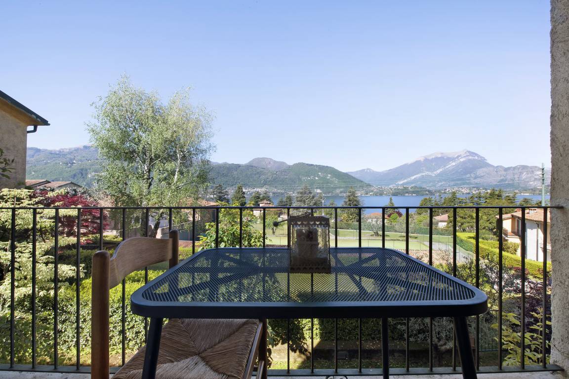 80 M² Appartement ∙ 2 Chambres ∙ 4 Personnes - Lierna