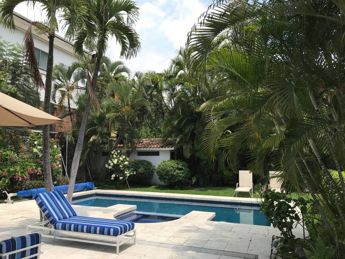 400 M² House ∙ 4 Bedrooms ∙ 8 Guests - Cuernavaca