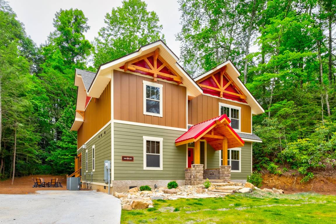 215 M² Cabin ∙ 3 Bedrooms ∙ 11 Guests - Gatlinburg, TN