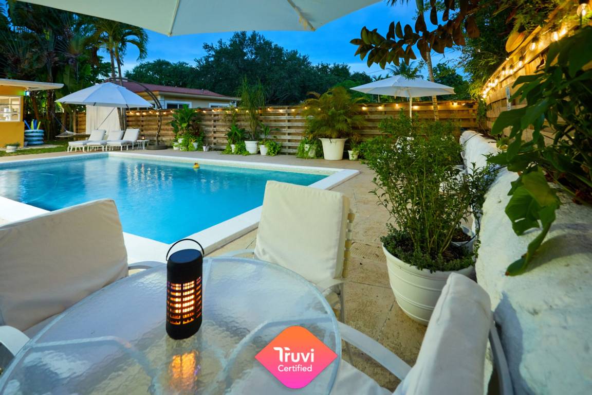 221 M² Casa ∙ 4 Habitaciones ∙ 10 Huéspedes - Miami Lakes, FL