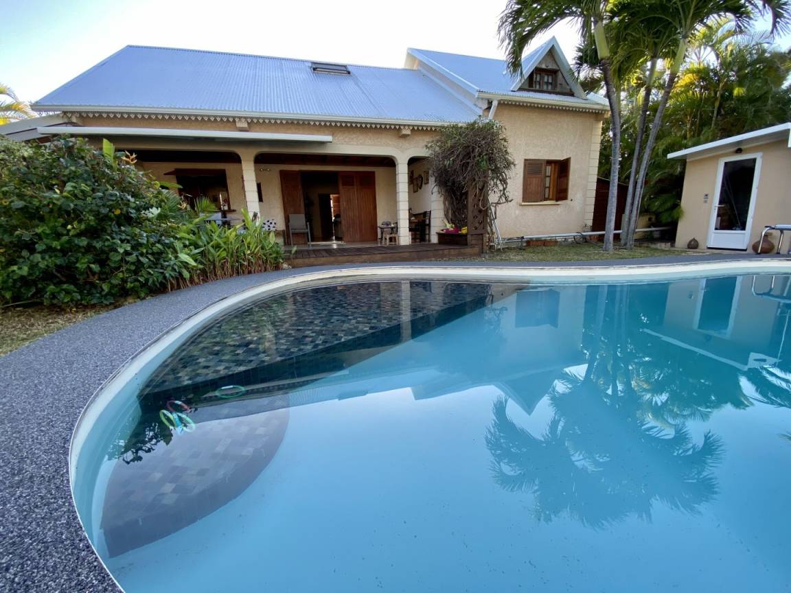 150 M² Villa ∙ 4 Bedrooms ∙ 9 Guests - Réunion