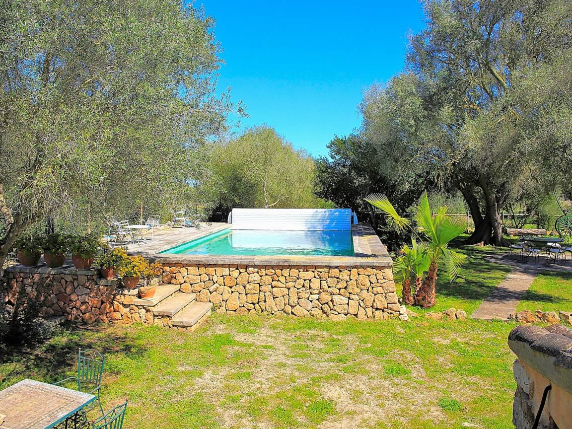 450 M² Cottage ∙ 4 Bedrooms ∙ 8 Guests - Mallorca