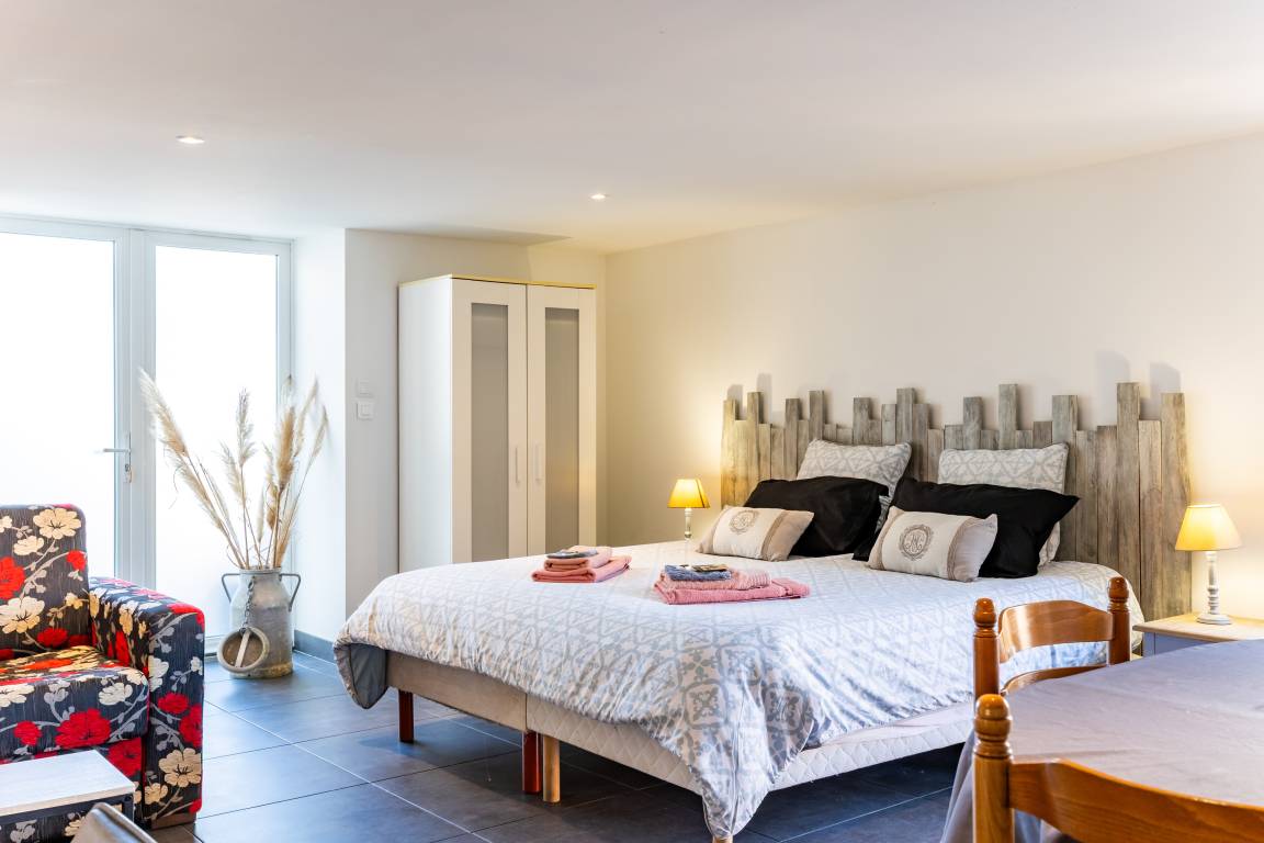 36 M² Studio ∙ 1 Chambre ∙ 4 Personnes - Saint-Macaire