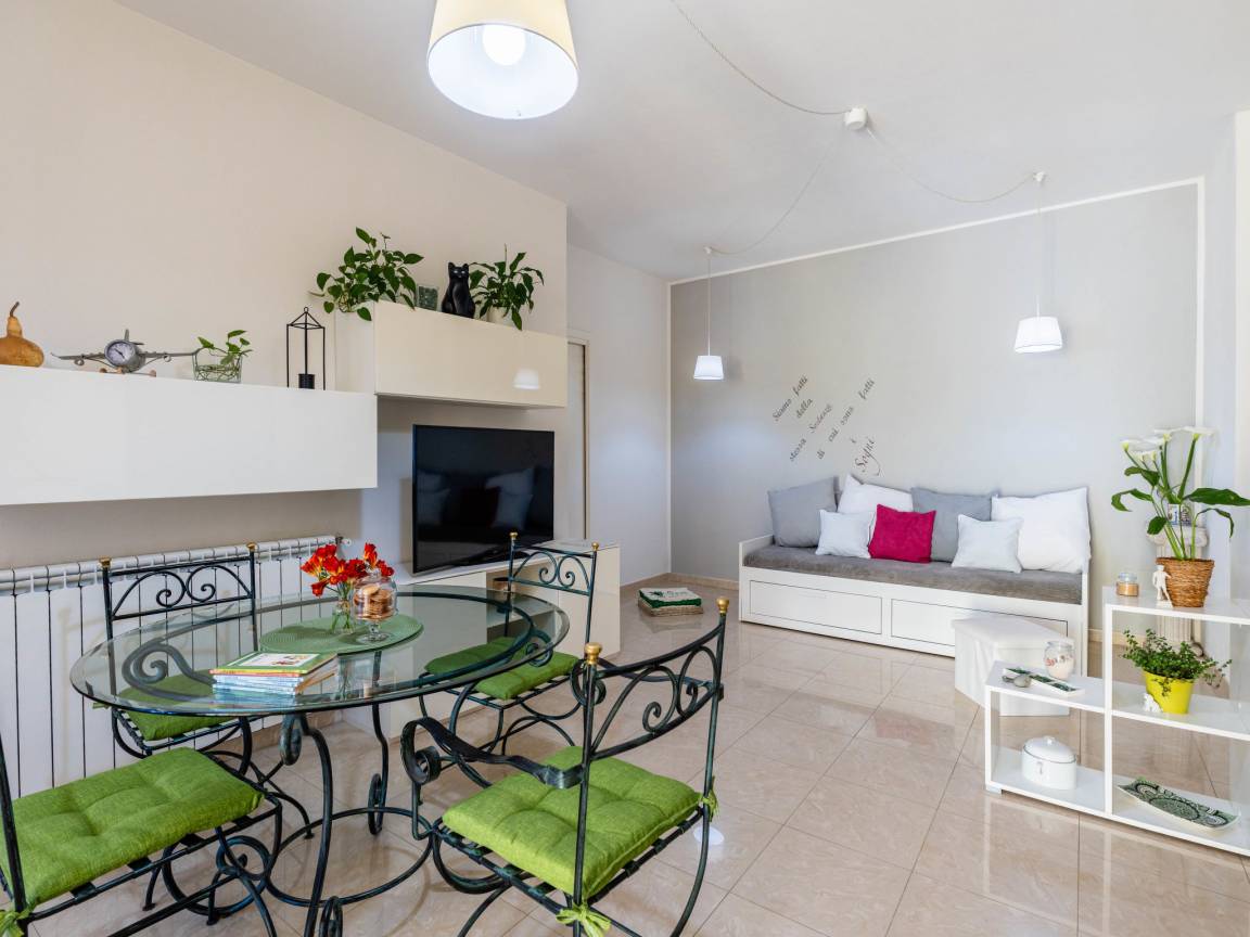 70 M² Ferienwohnung ∙ 1 Schlafzimmer ∙ 4 Gäste - Ventimiglia