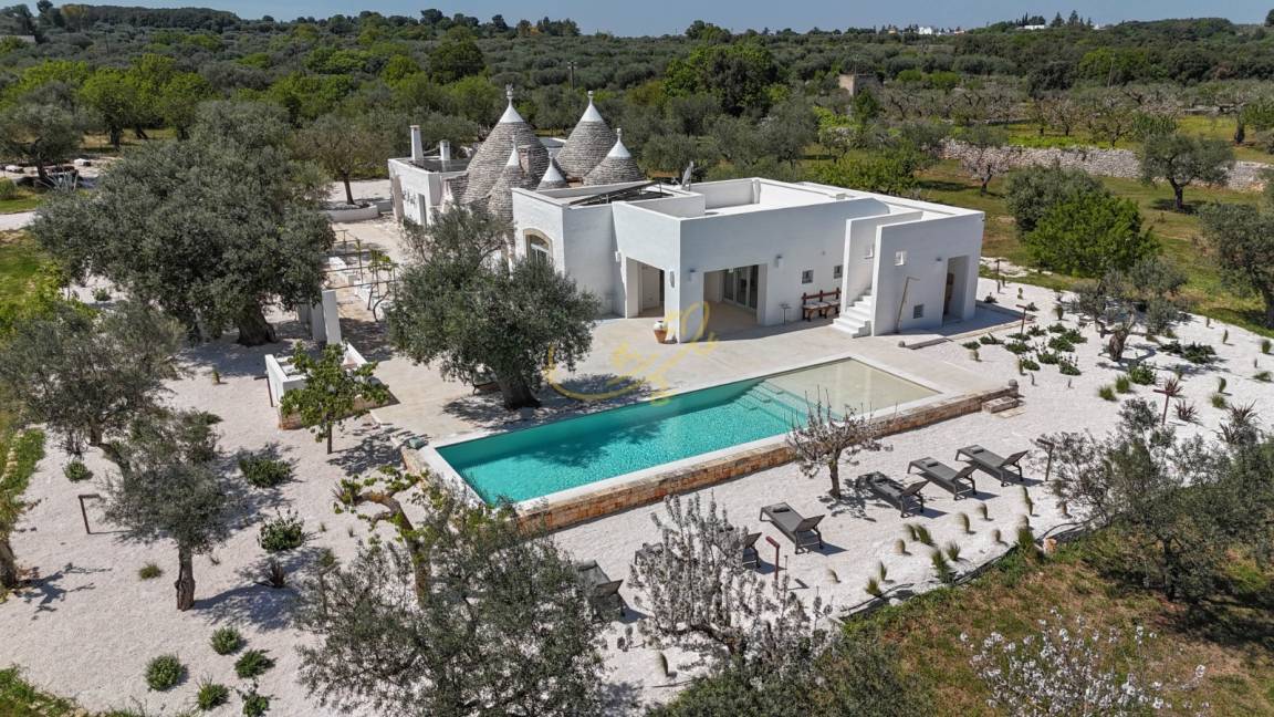 200 M² Villa ∙ 4 Bedrooms ∙ 10 Guests - Conversano