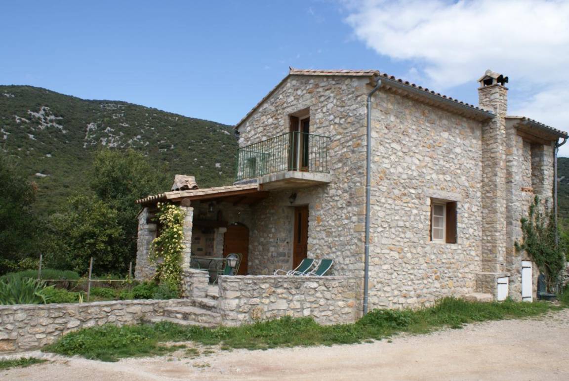 90 M² Gîte ∙ 2 Chambres ∙ 4 Personnes - Hérault
