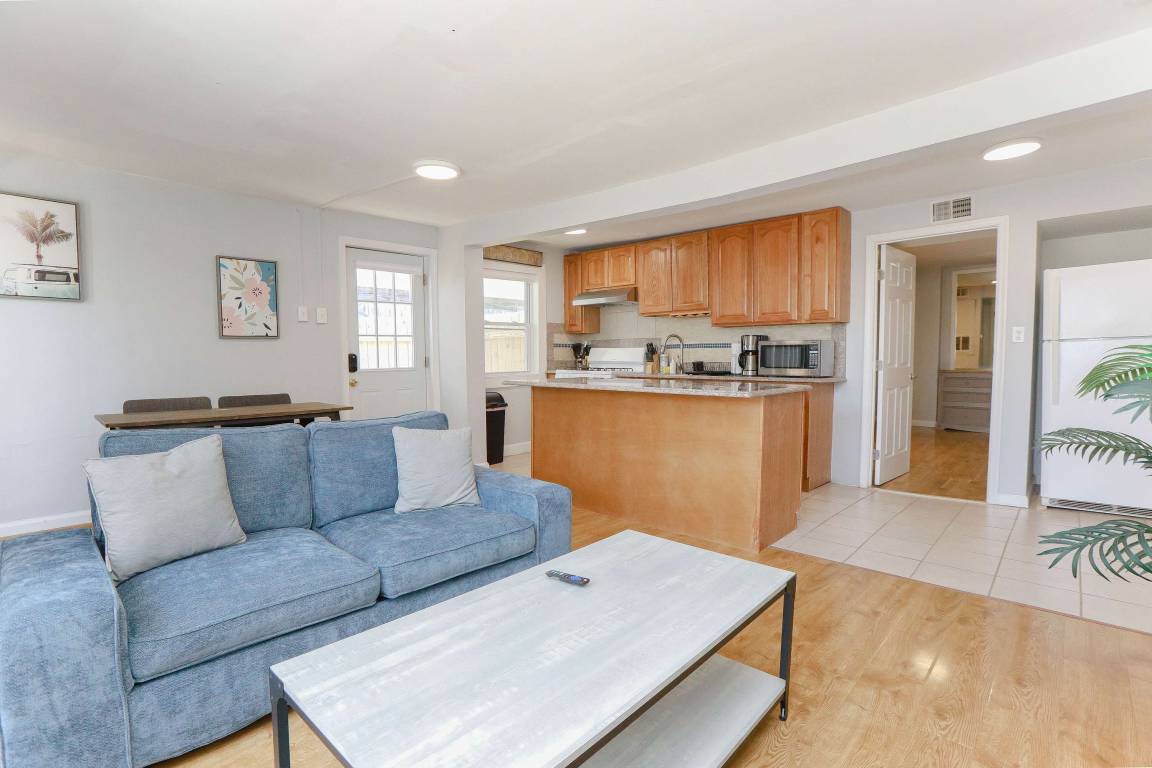 Apartment ∙ 1 Bedroom ∙ 2 Guests - Norfolk, VA