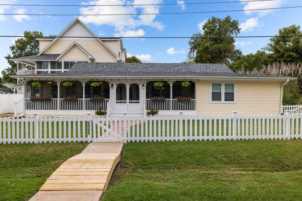 242 M² Casa ∙ 4 Habitaciones ∙ 10 Huéspedes - Arnold, MO