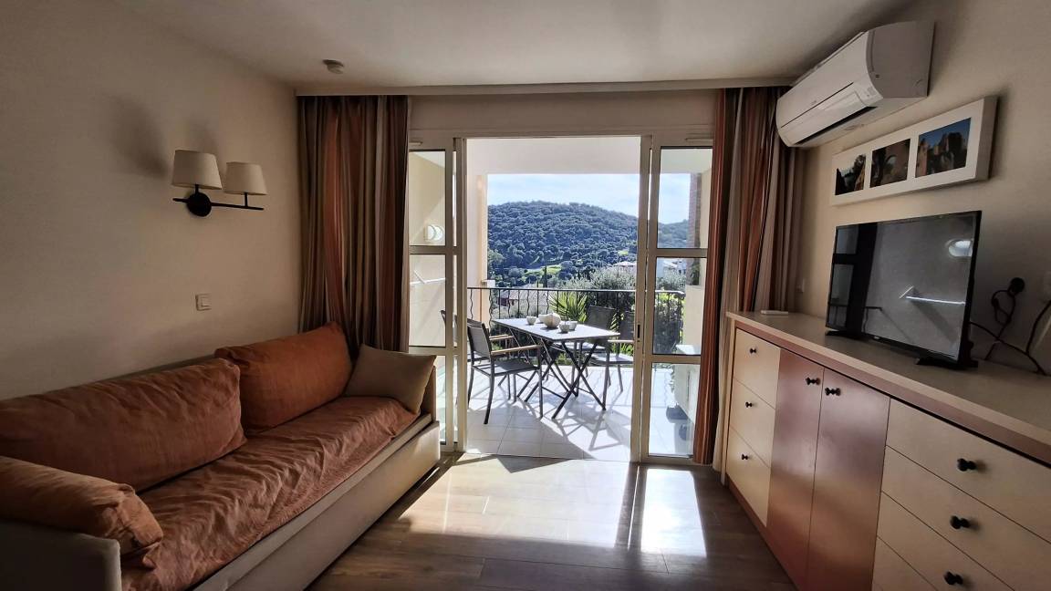 28 M² Appartamento Vacanza ∙ 1 Camera Da Letto ∙ 5 Ospiti - Agay